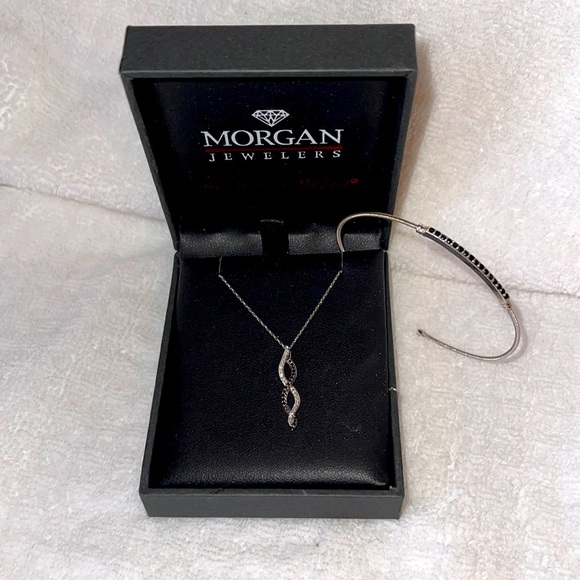 Morgan Jewelers | Jewelry | Morgan Jewelers Set Necklace And Bracelet ...